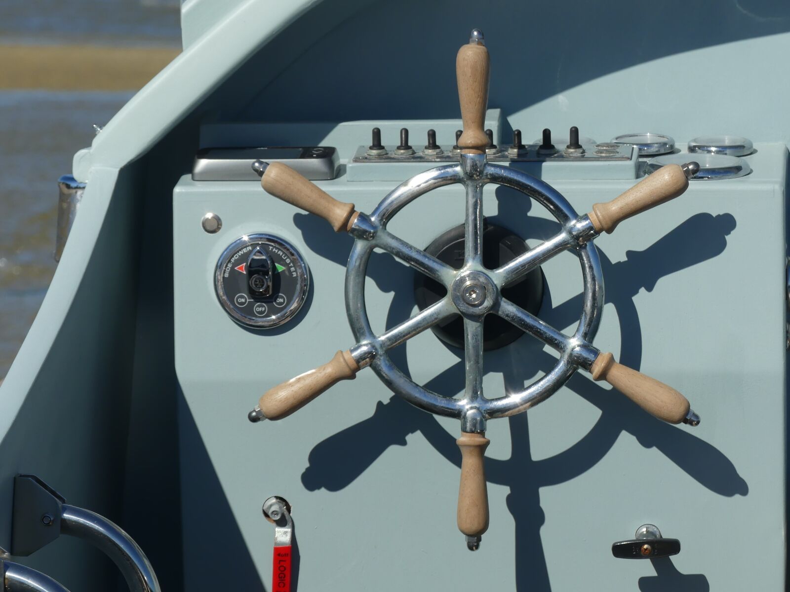 Panasonic Lumix DMC-FZ300 sample photo - FMhHcFm7y5 - ExploreCams