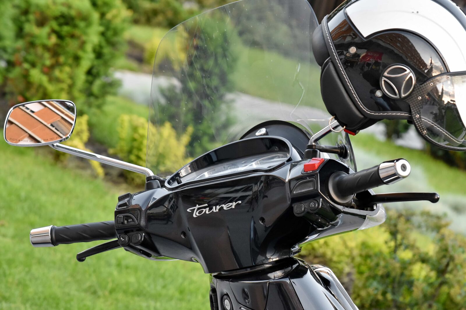 Nikon D5500 sample photo - FWCeWqBCoK - ExploreCams