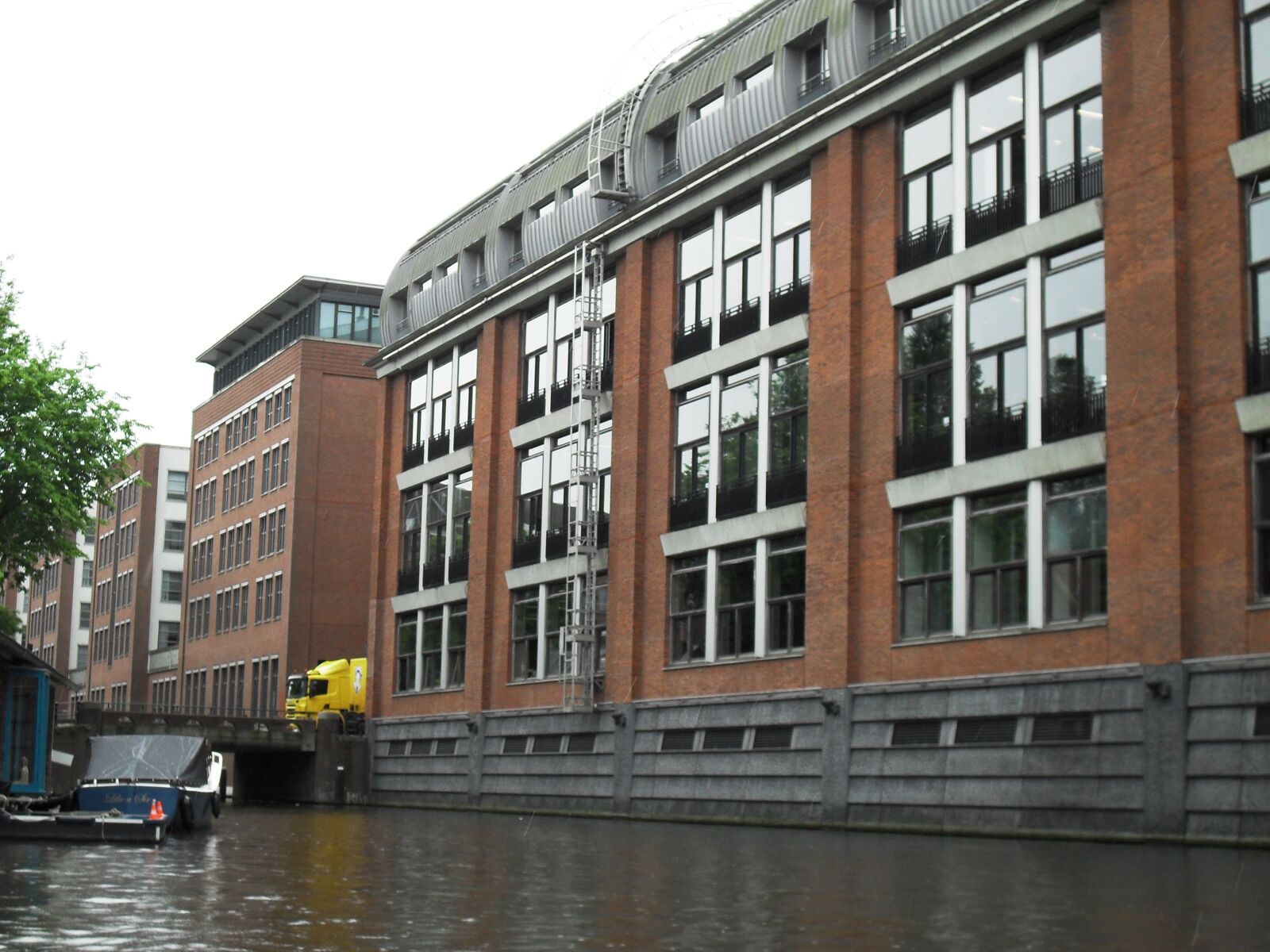 Samsung ES55,ES57 / VLUU ES55 / SL102 sample photo - Nc3OaFPgHo ...