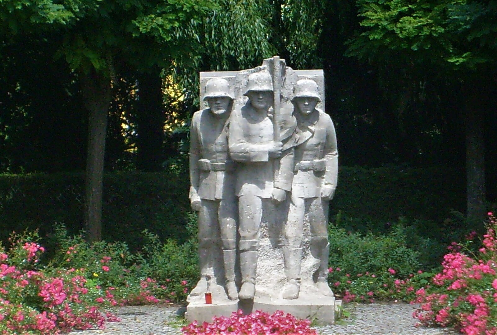 Samsung D70 / D75 / S730 / S750 sample photo - eh7jWLQoOu - ExploreCams