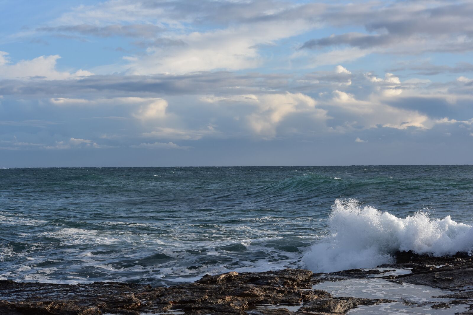 Nikon D3400 sample photo - hW6mYcJ4UC - ExploreCams