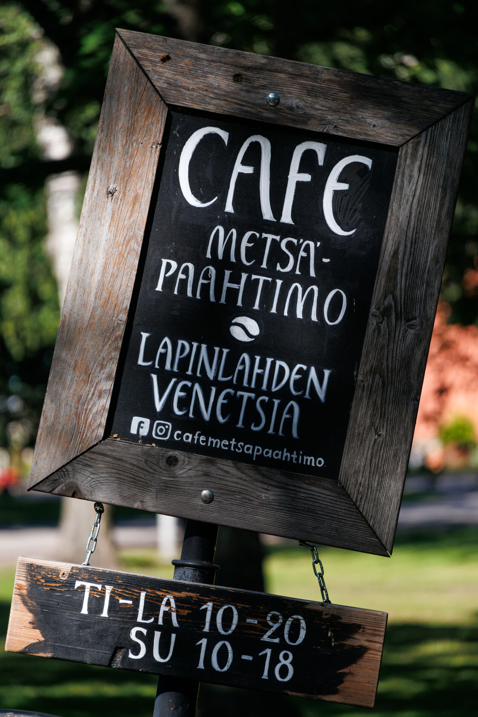 Canon EOS R100 sample photo - pvXflhn1yO - ExploreCams