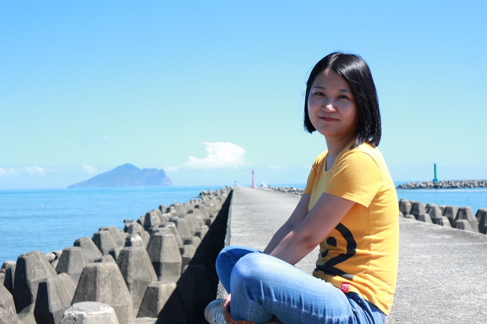 Canon EOS M sample photo - sYclEGsuFe - ExploreCams